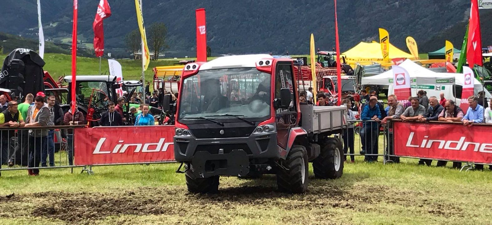 Lindner überzeugt auch mit neuem Unitrac 112 LDrive - Blick ins Land