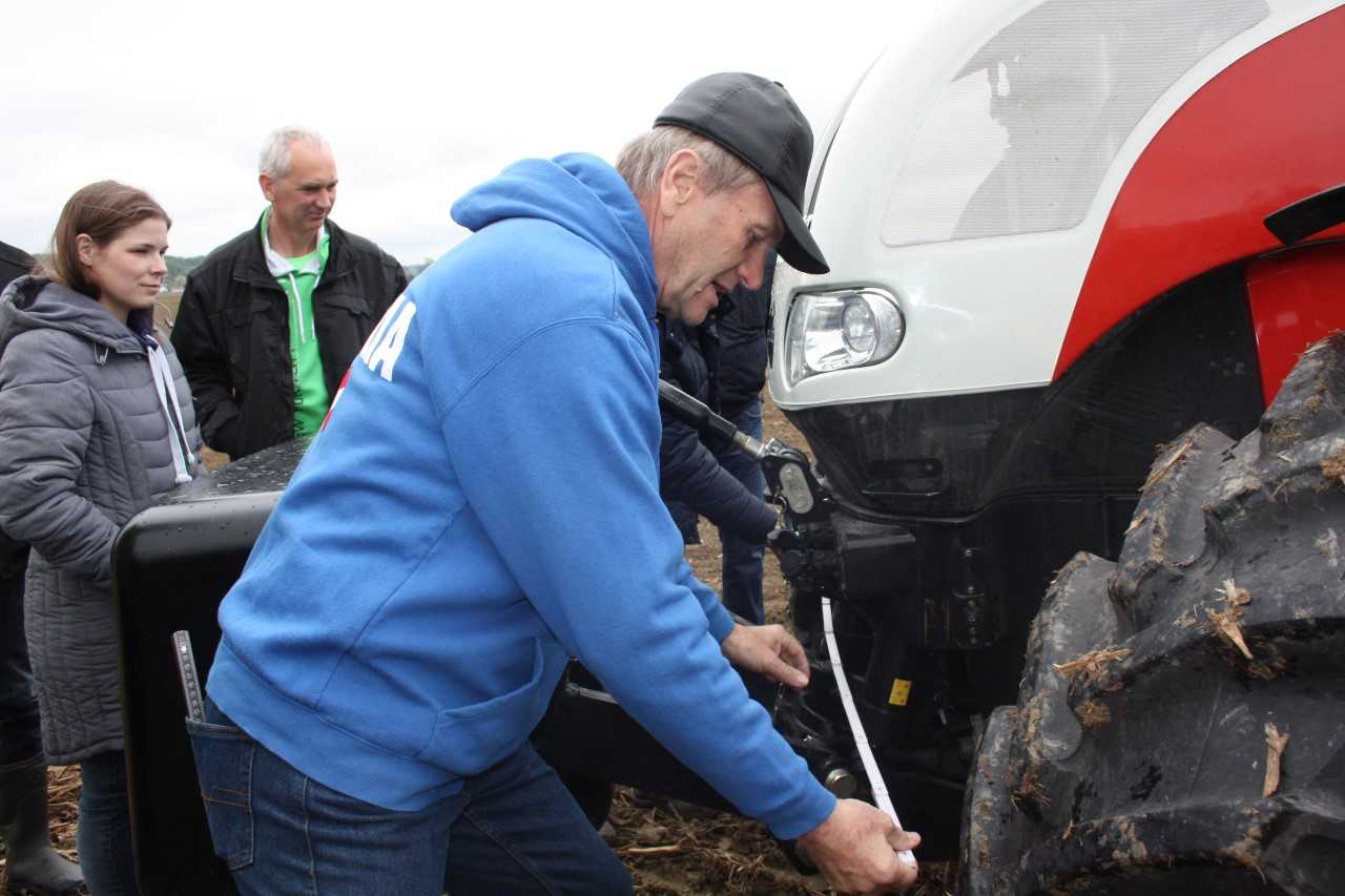 Pflüger-Szene trauert um Hermann Altmann - Blick ins Land