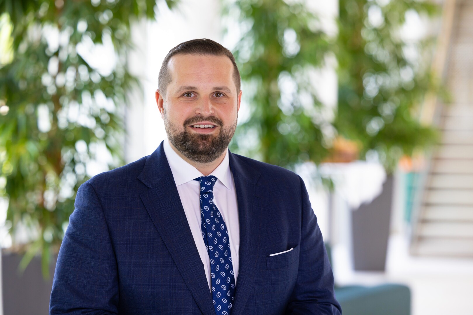 Forstexperte leitet RWA-Holzgeschäfte - Blick ins Land