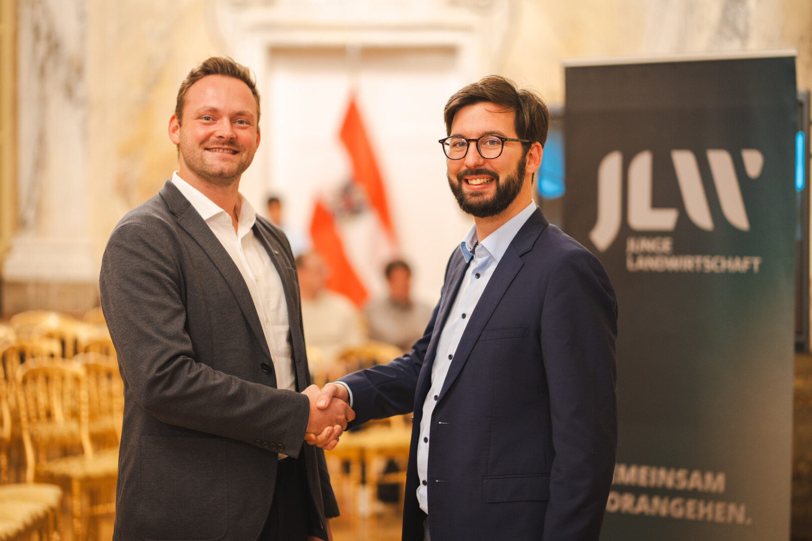 Alexander Schwab heißt der Neue - Blick ins Land